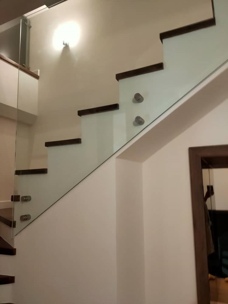 Wall Mounted Glass Stainless Steel Railing