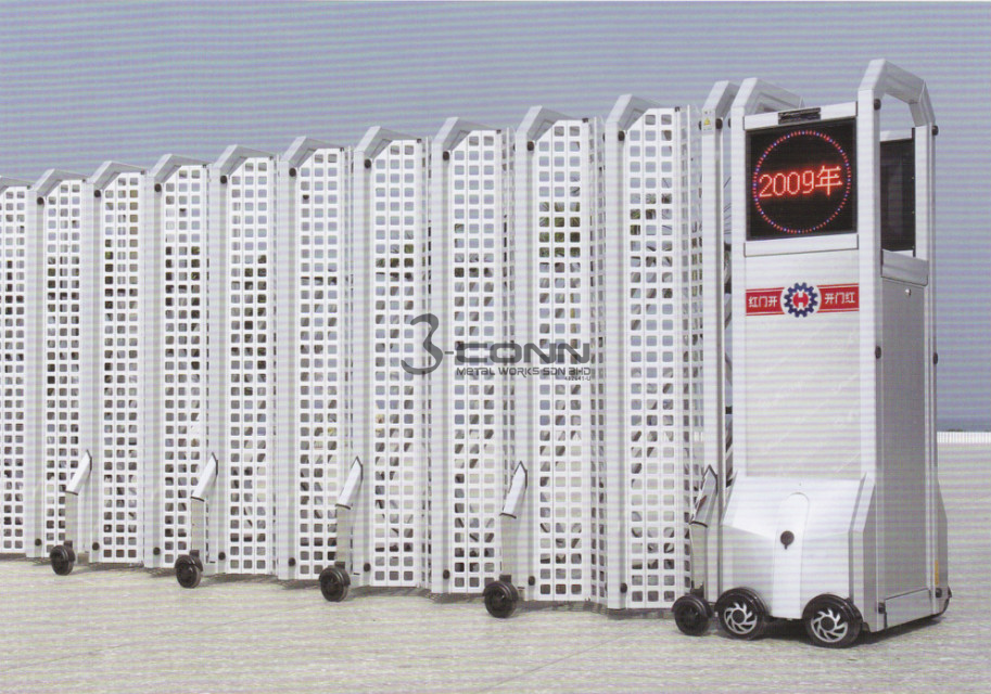 Intelligent Retractable Gate